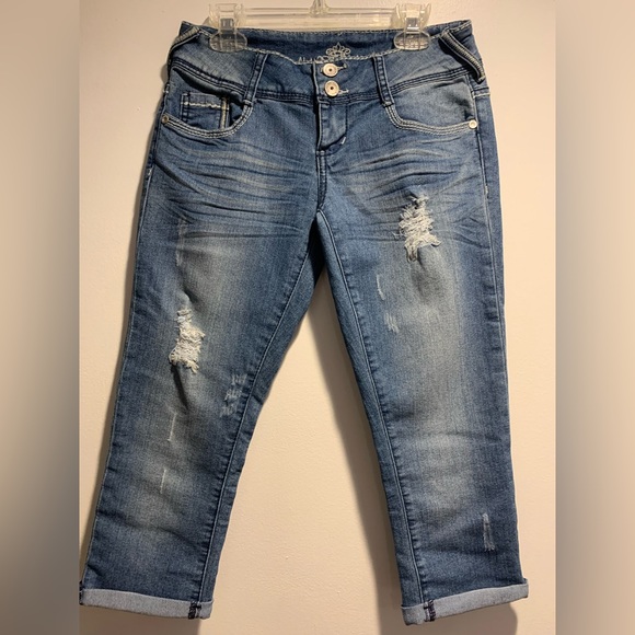 Almost Famous | Pants & Jumpsuits | Capri Jeans | Poshmark